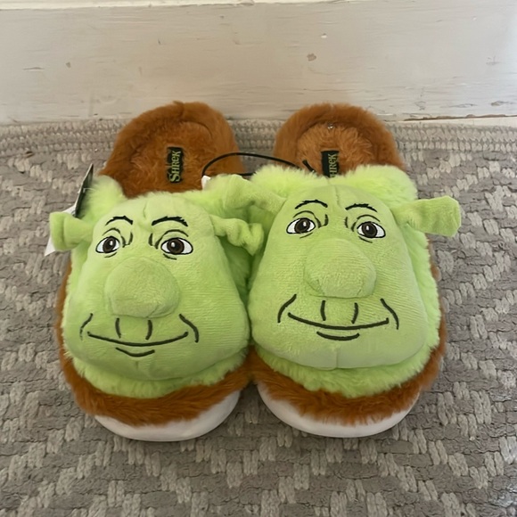 Shoes | Shrek Puffle Slipper Size Md Hh | Poshmark